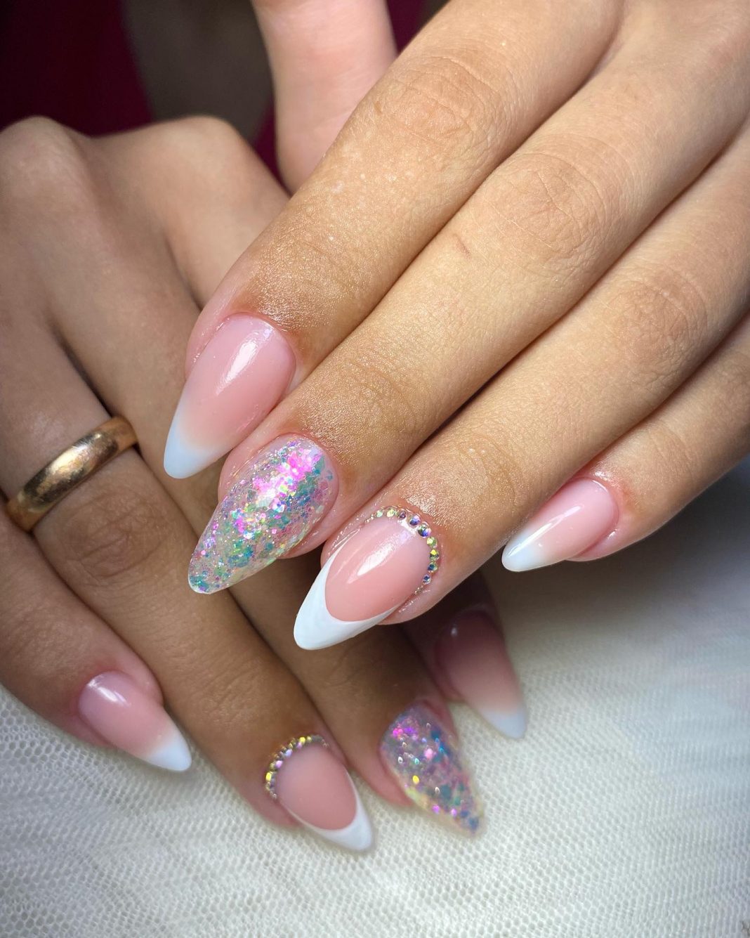 Unha amendoada 2024: Inspire-se com dicas perfeitas